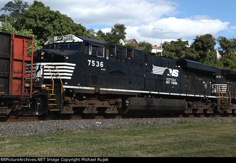 NS 7536